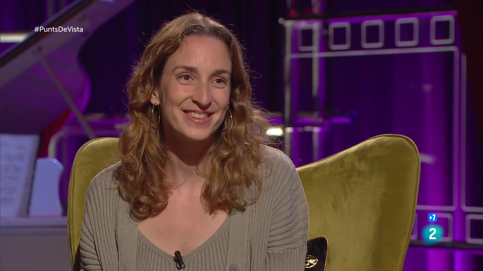 La humorista Ana Polo presenta "Mi primera guía feminista" - Consejos ...