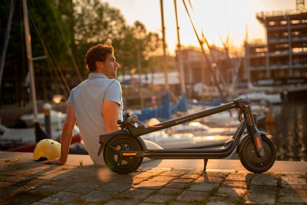 Ninebot F30: Nuevo integrante para la movilidad urbana - Consejos de ...