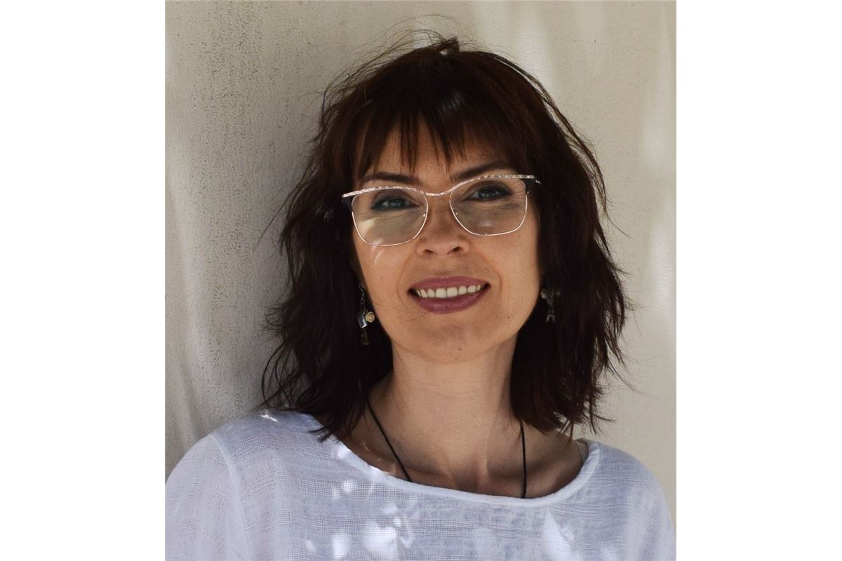 Angélica Lambru presentará y firmará su libro "Mujer en la aduana ...