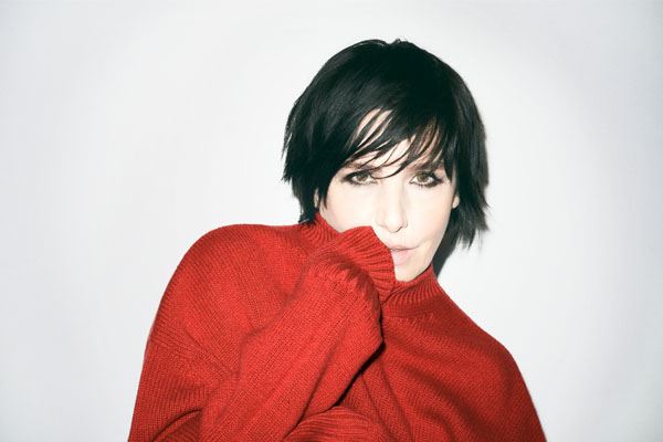 Texas : retour au top avec "Hi"