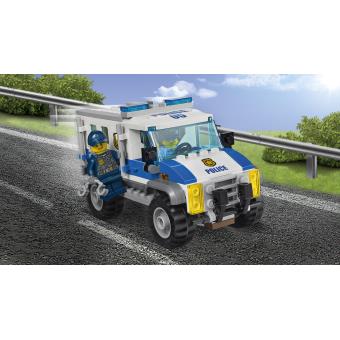 LEGO City Police Bulldozer Break-in 60140 (561 Pieces)