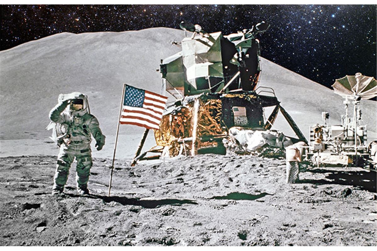 6 livros que te levam de viagem à lua - Recomendações Expert Fnac