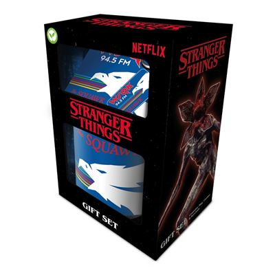 Gift Set Stranger Things WSQK: Caneca de Cerâmica 325ml, Base e Porta ...