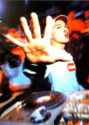 Wave twisters - DJ Q-Bert - CD album - Achat & prix | fnac